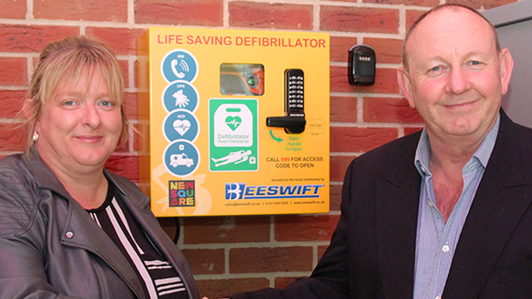 DEFIBRILLATOR FOR "RESTART A HEART DAY" | Beeswift